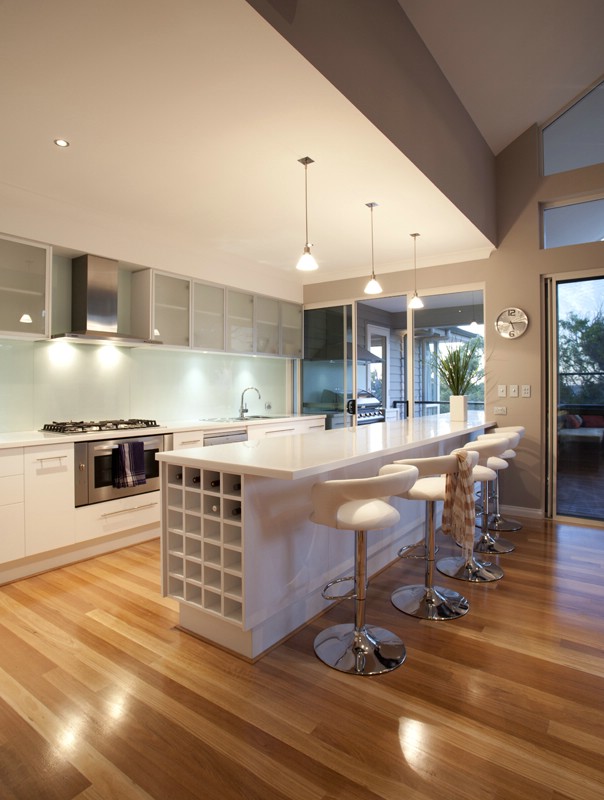 Red Robin Retreat, Gallery