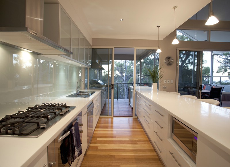 Red Robin Retreat, Gallery